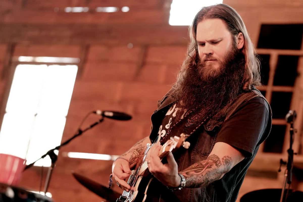 10 Legendary Outlaw Country Artists | UBGurukul